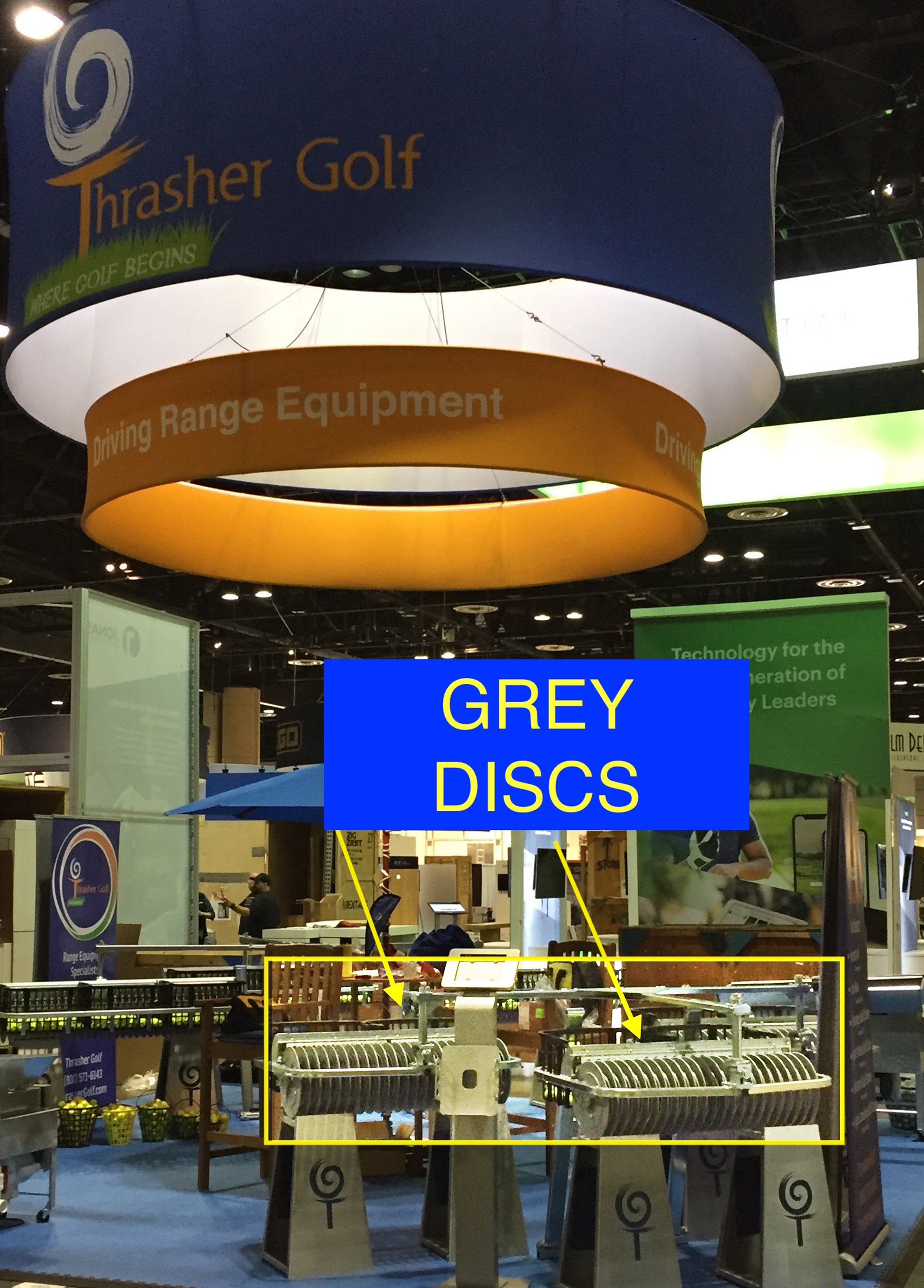 SHOW FLOOR MODEL Innovator® Range Picker - GREY DISCS | Thrasher Golf